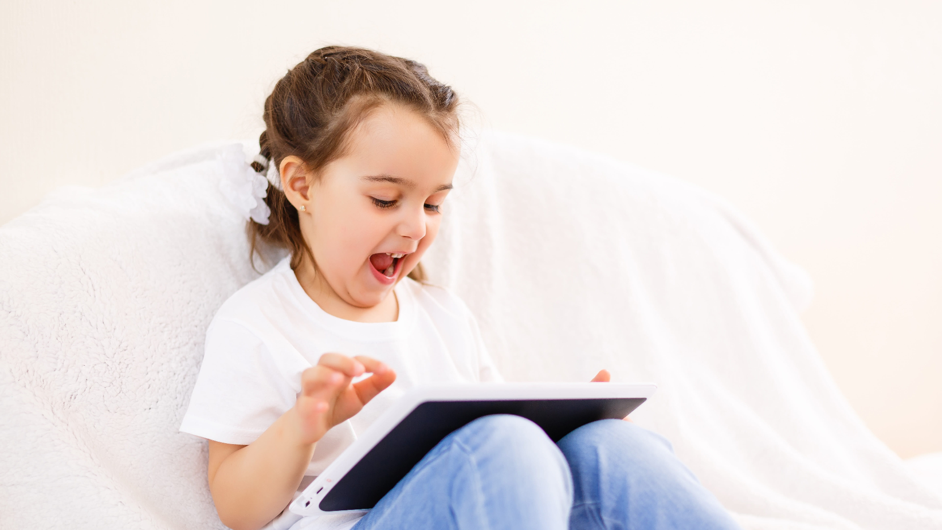 19 Brilliant Ideas To Get Children Off Their Screens - Wicked Uncle Blog